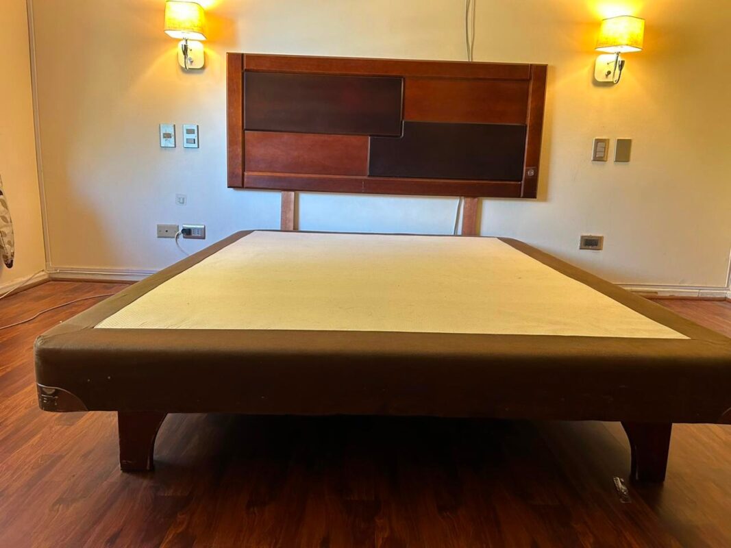 Base de cama 2 plazas con respaldo - Vende y compra artículos de ...