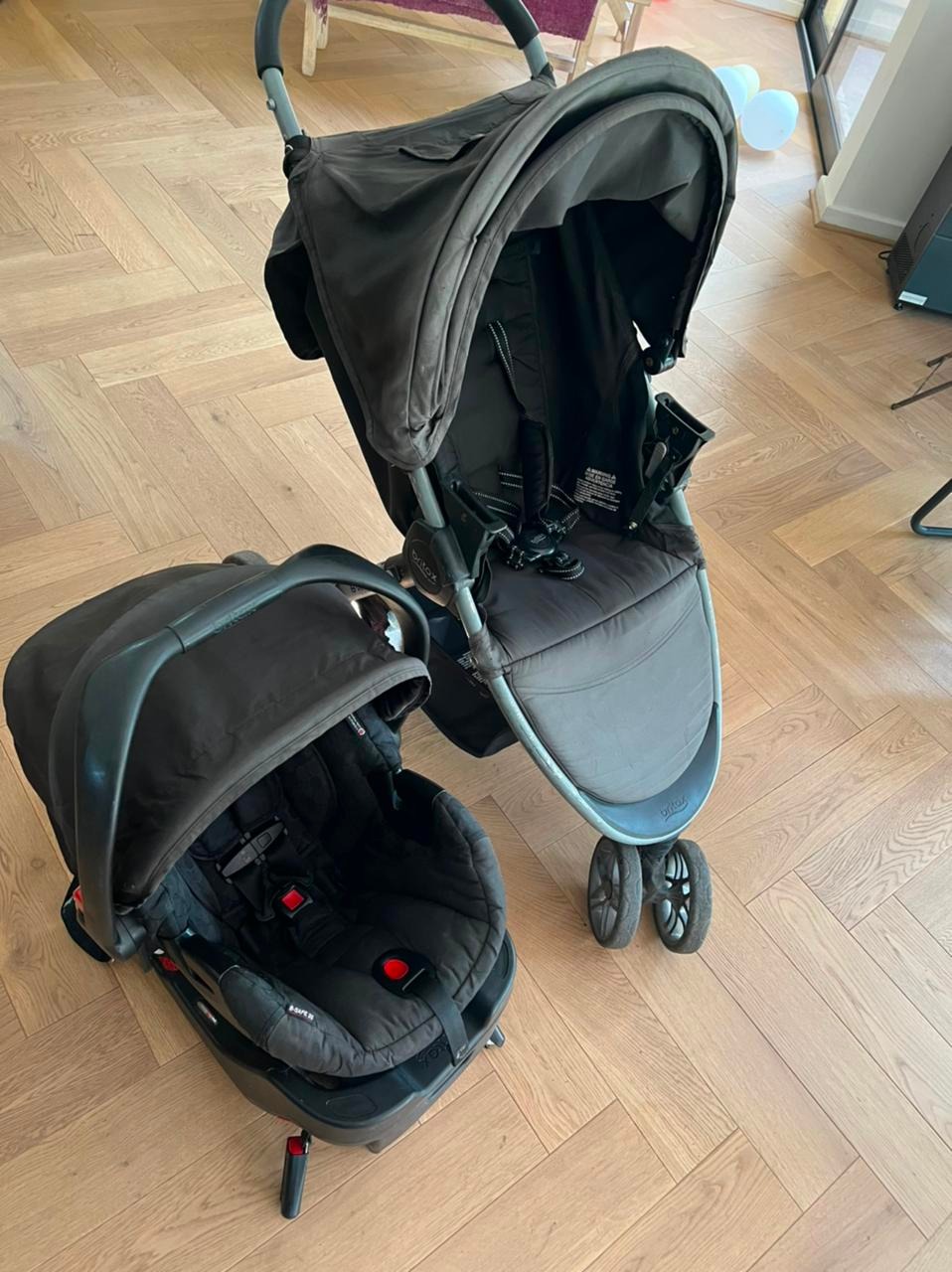 Coche Britax Travel System B-Agile con huevo con isofix Easy Garage ...