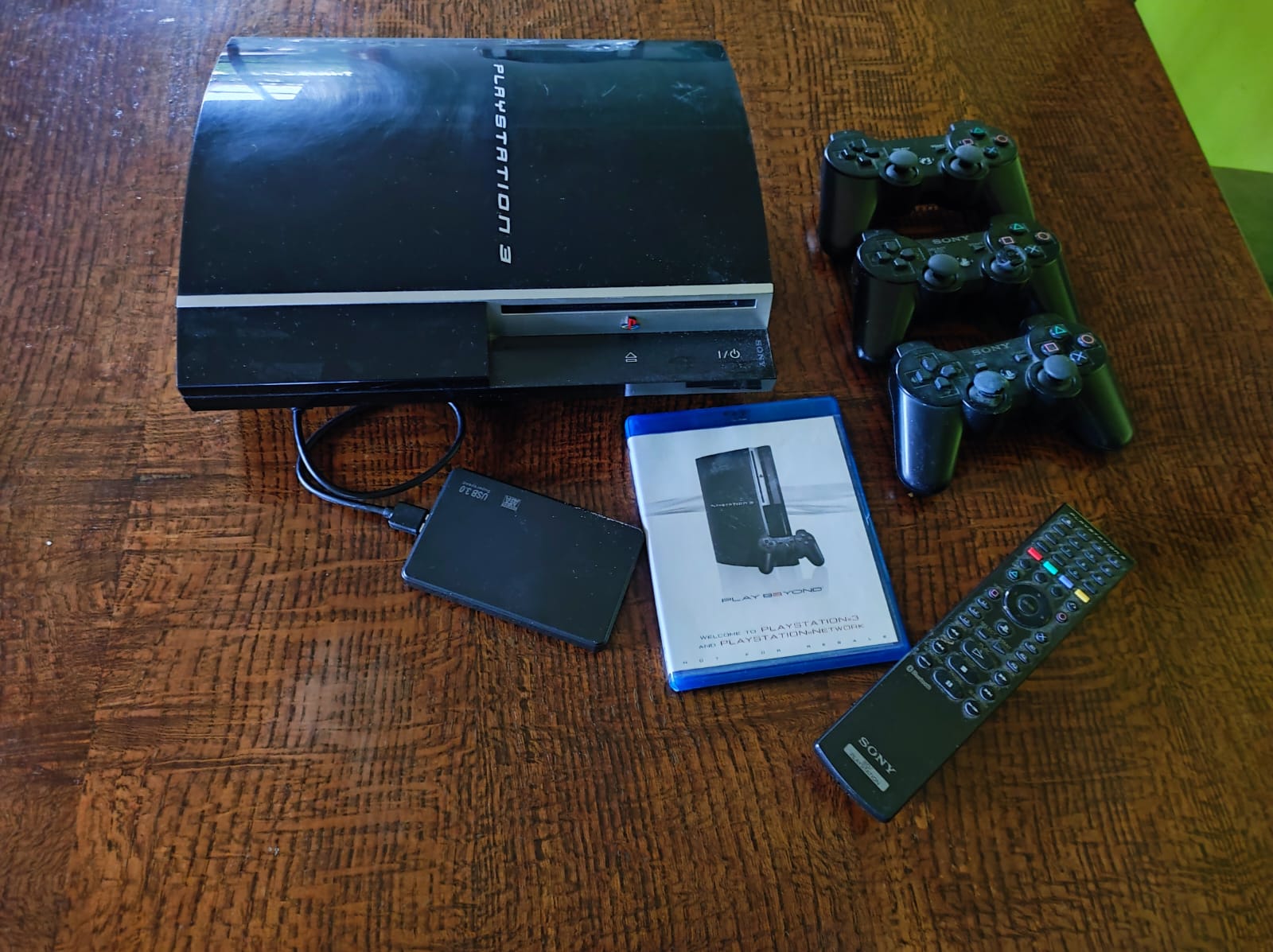 PS3 500 GB con controles y disco con juegos Easy Garage Sales Easy ...