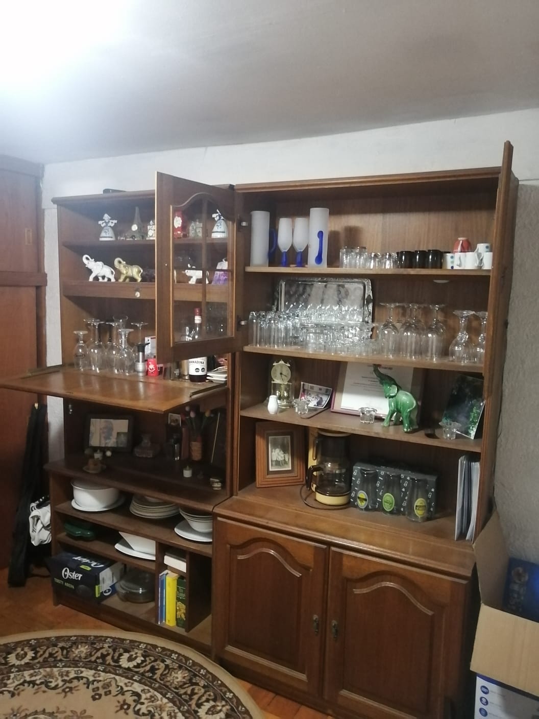 Vitrina bar modular Easton Easy Garage Sales Easy Garage Sales