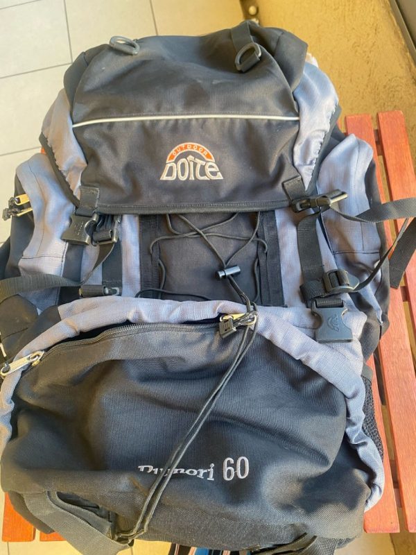 Mochila outdoor Doite 60 lts Easy Garage Sales Easy Garage Sales