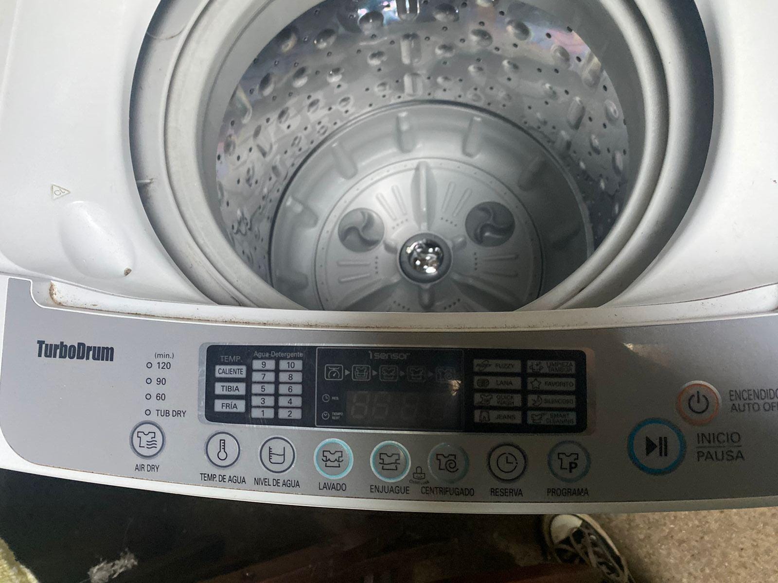 Lavadora LG Fuzzy Logic 8 kilos Easy Garage Sales Easy Garage Sales