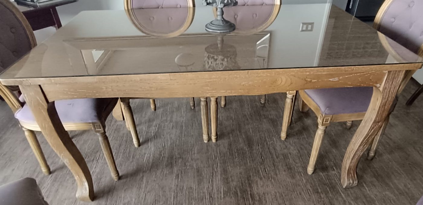 Mesa comedor Form Design - Vende y compra artículos de segunda mano