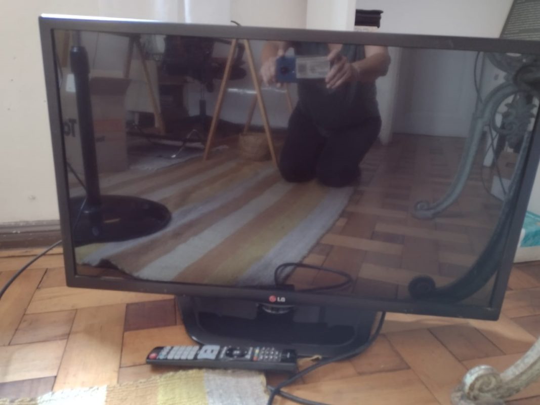 Televisor LG 32' Easy Garage Sales Easy Garage Sales