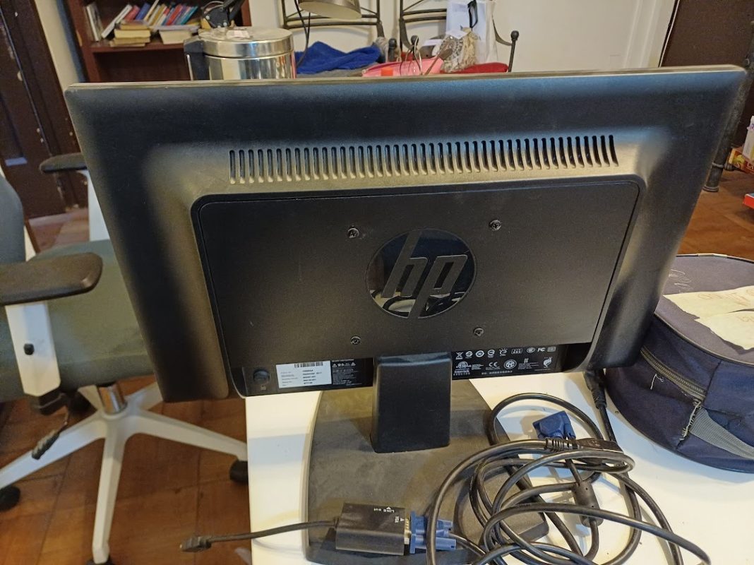 Monitor pantalla HP 18,5” Easy Garage Sales Easy Garage Sales