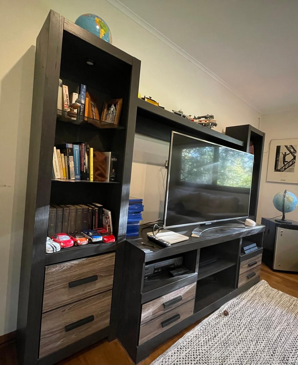 Mueble Rack TV Ashley - Vende y compra artículos de segunda mano