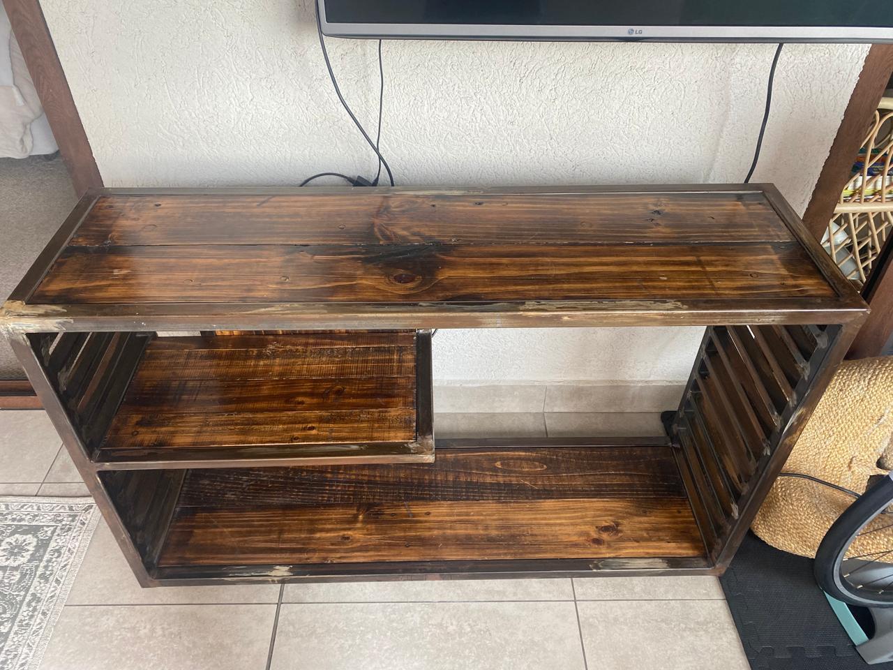 Rack madera y fierro diseñador independiente Easy Garage Sales Easy ...