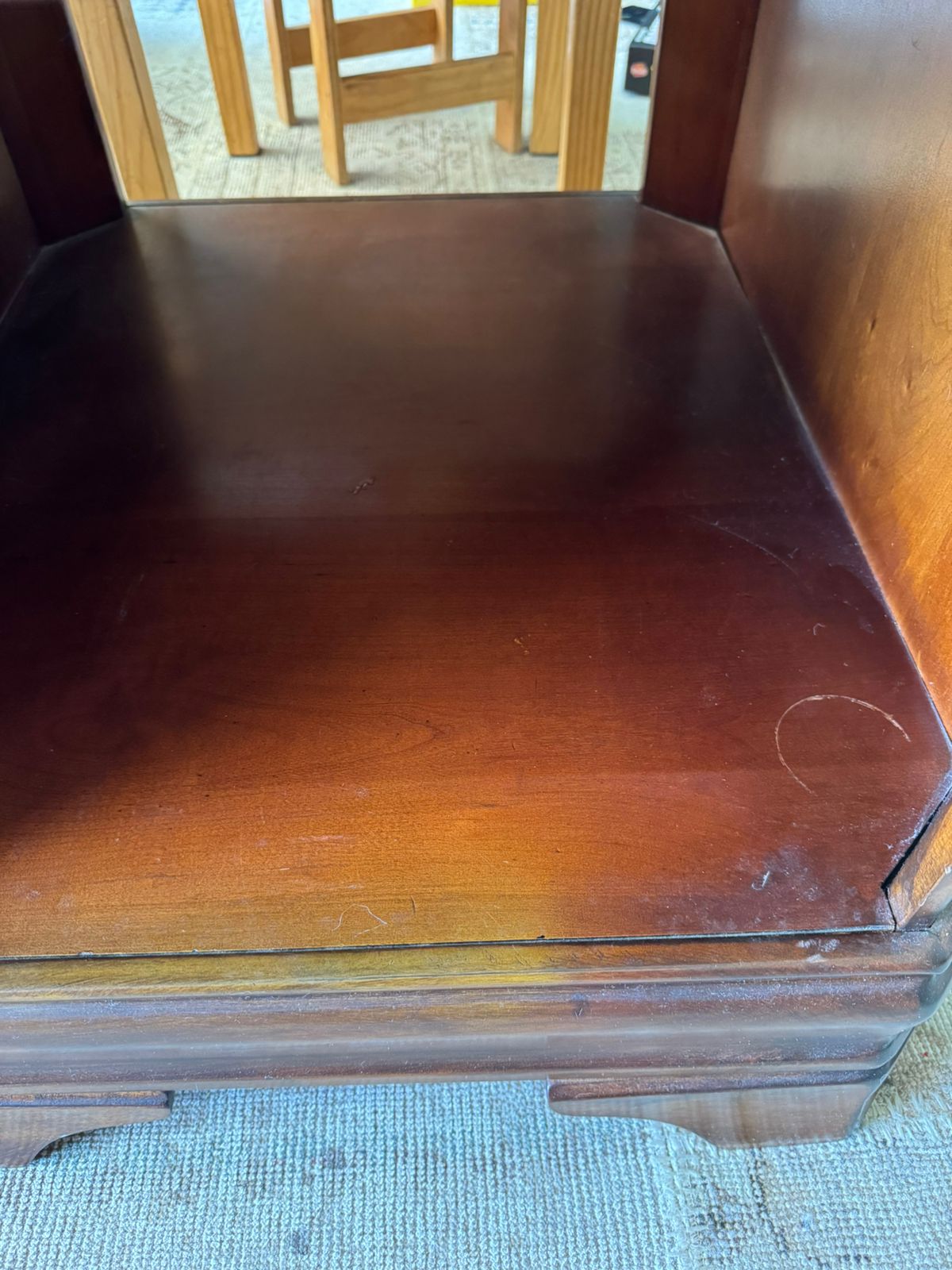 Mesa lateral Ashley modelo Hamlyn Easy Garage Sales Easy Garage Sales