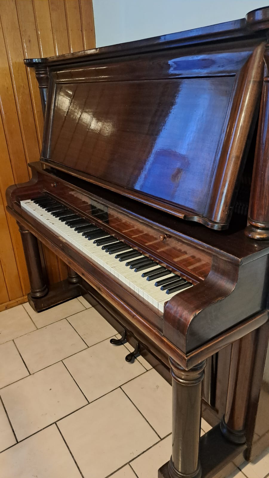Piano Vertical antiguo de madera Harde Easy Garage Sales Easy Garage Sales