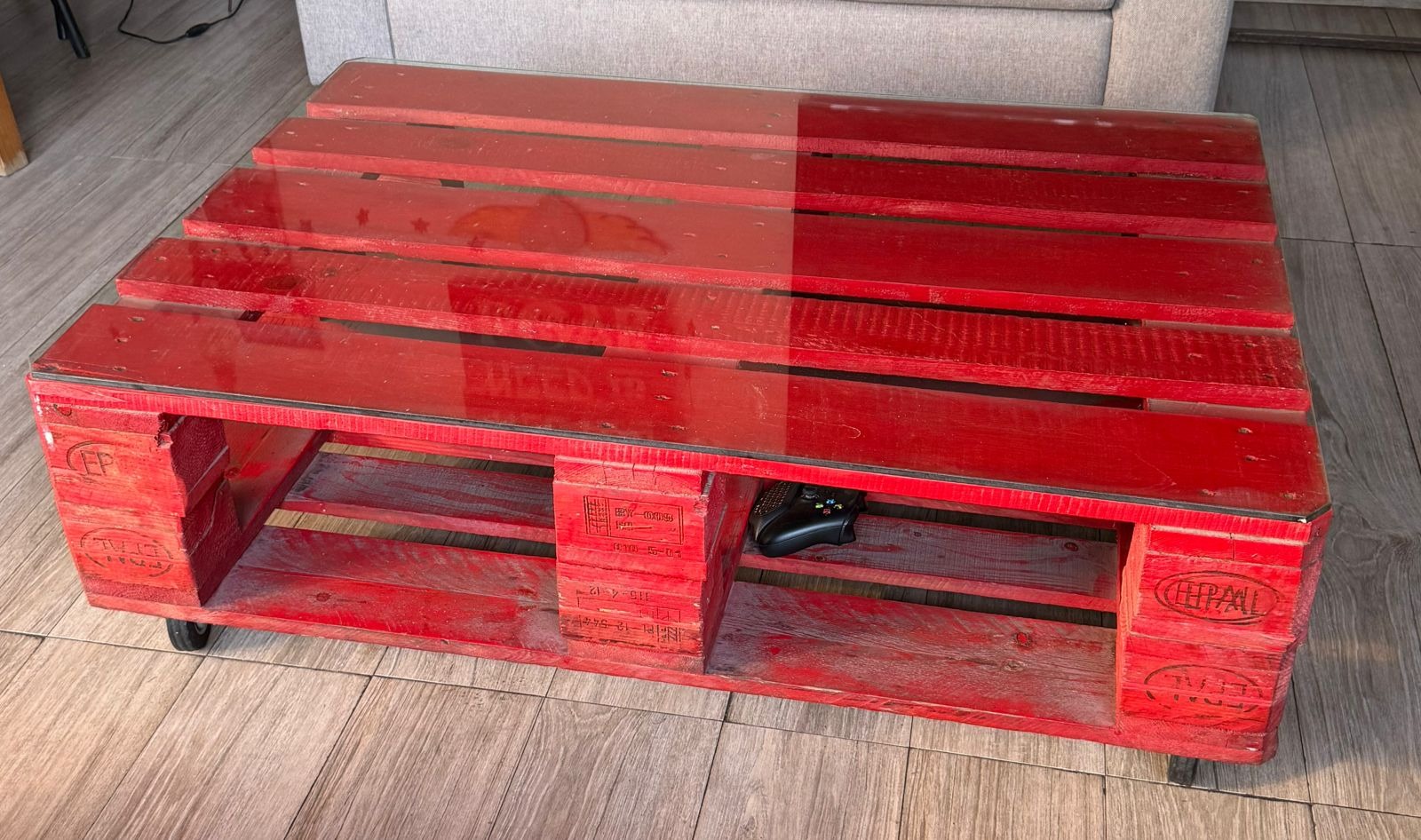 Mesa de centro Pallet rojo Easy Garage Sales Easy Garage Sales