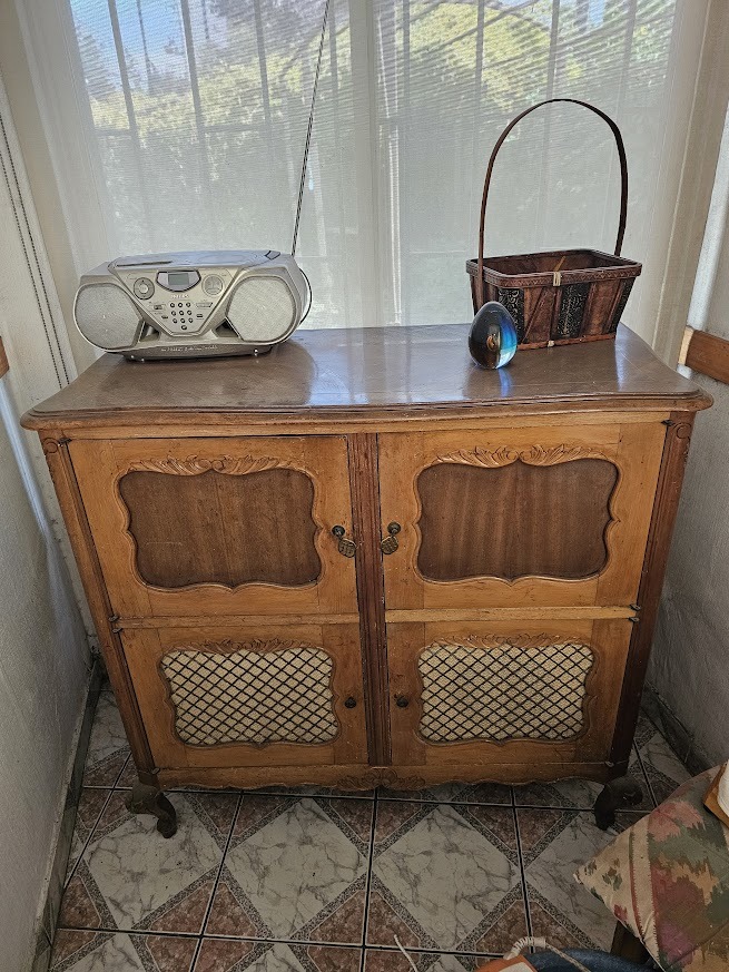 Mueble radio antiguo madera Easy Garage Sales Easy Garage Sales